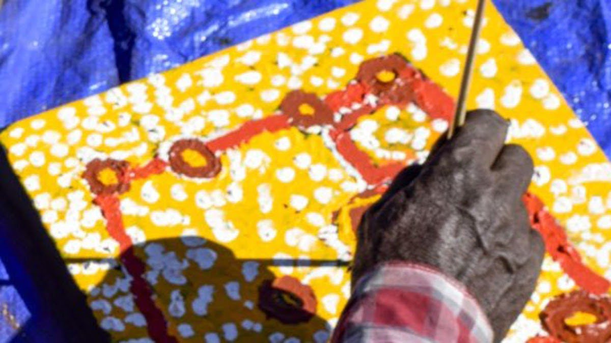 Papulankutja Artists - Goldfields-Esperance Development Commission (GEDC)
